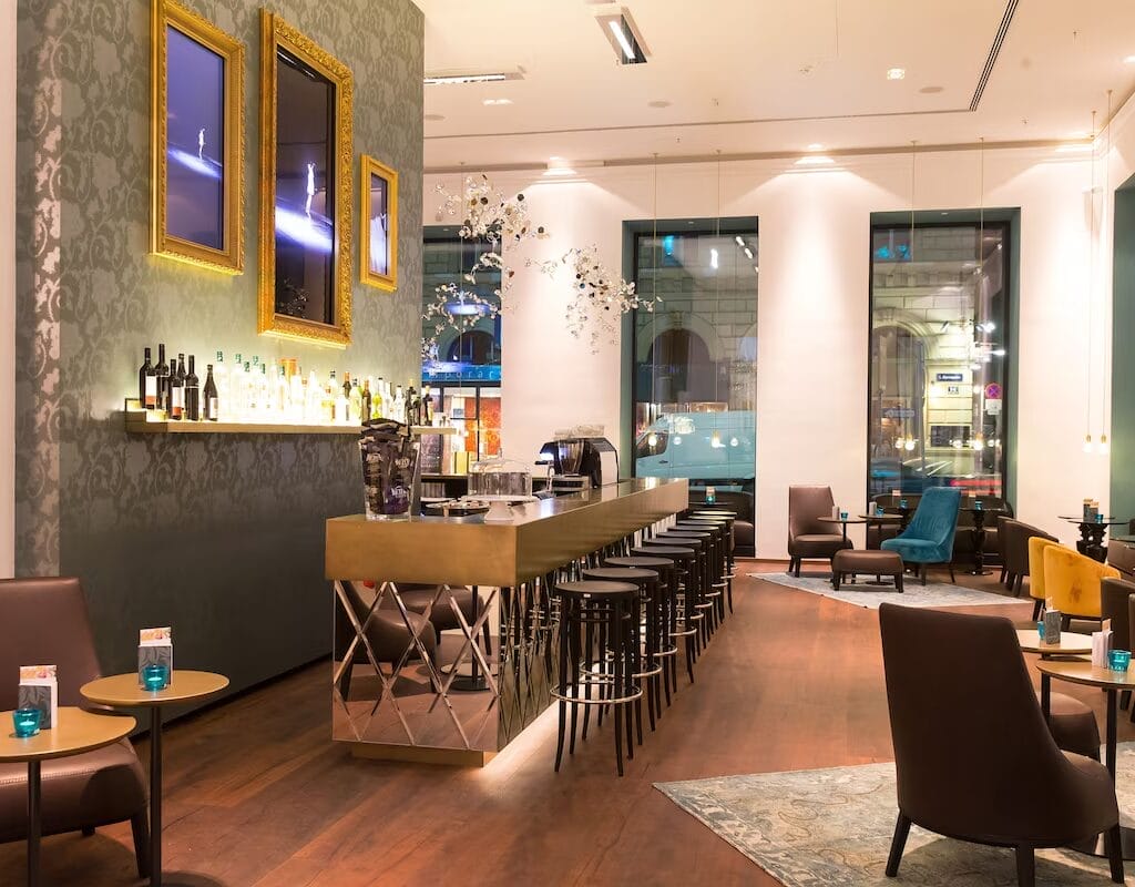 Motel One Vienna - US meets Europe